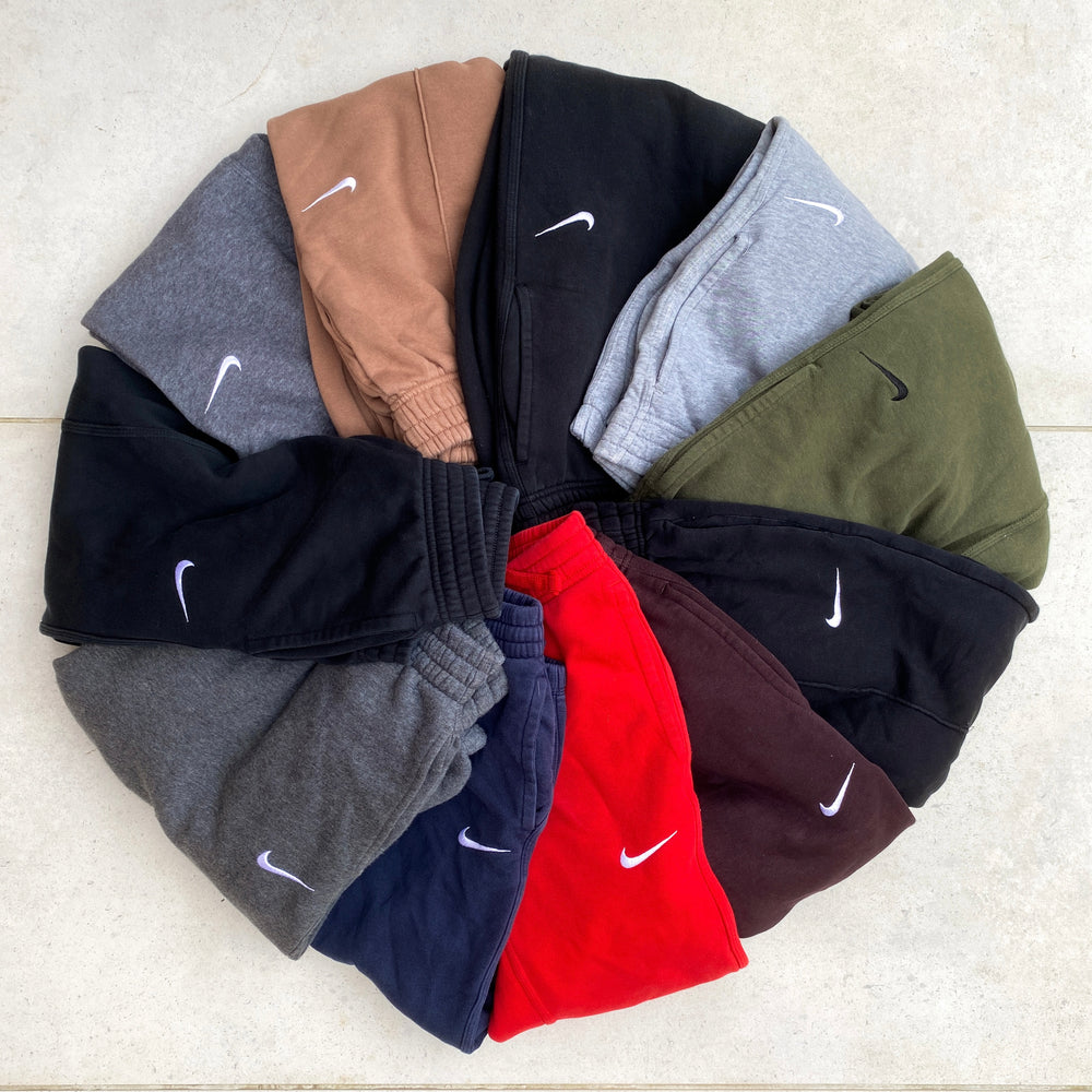 Clout Closet Vintage - Retro Clothing