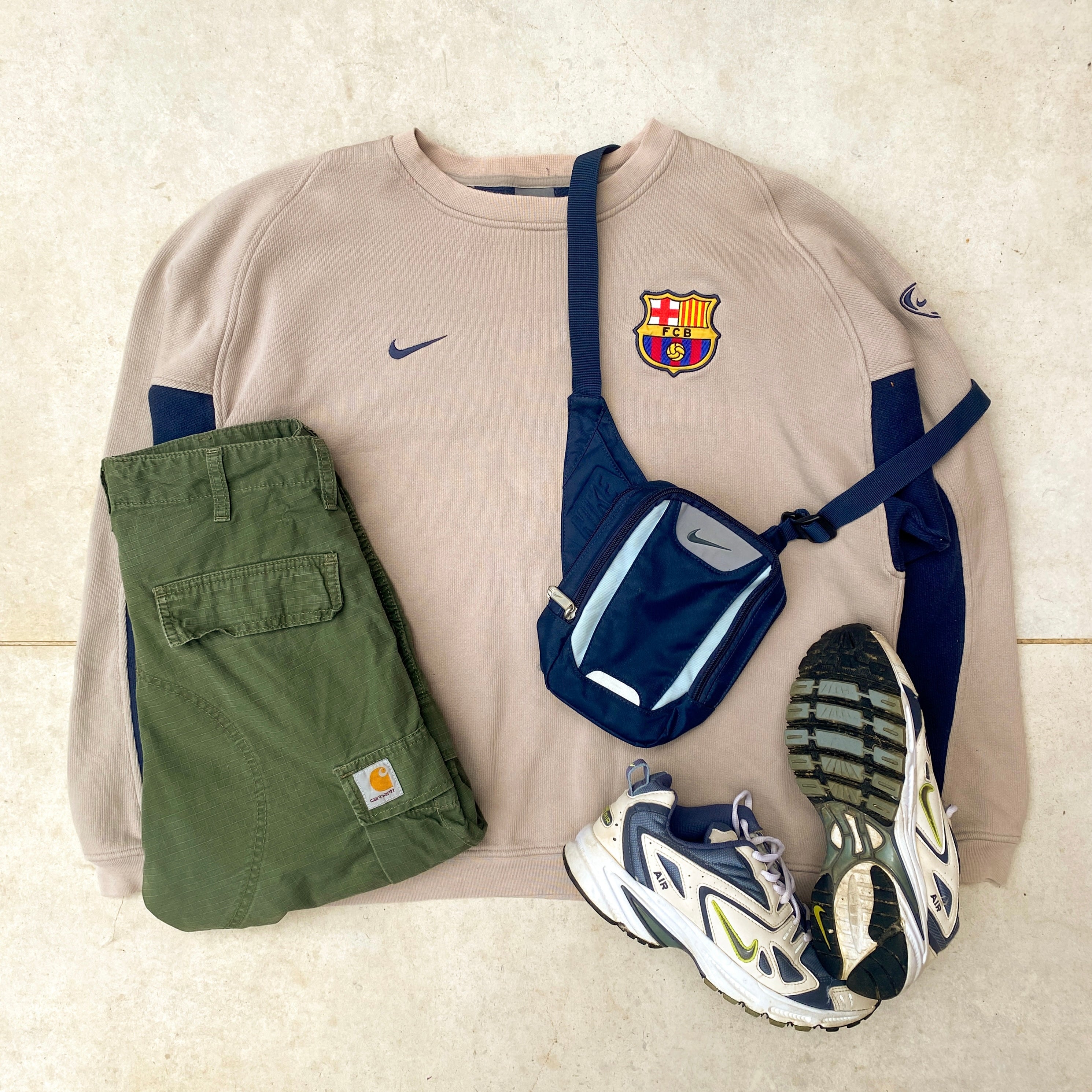 Clout Closet Vintage - Retro Clothing