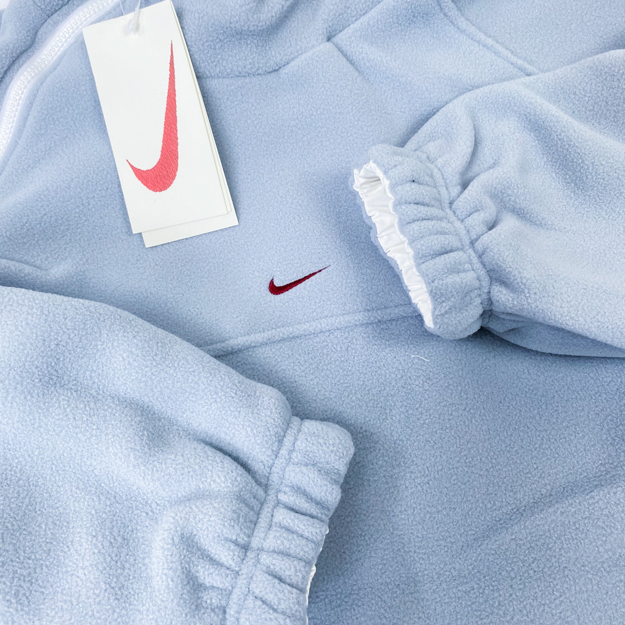 Clout Closet Vintage - Retro Clothing